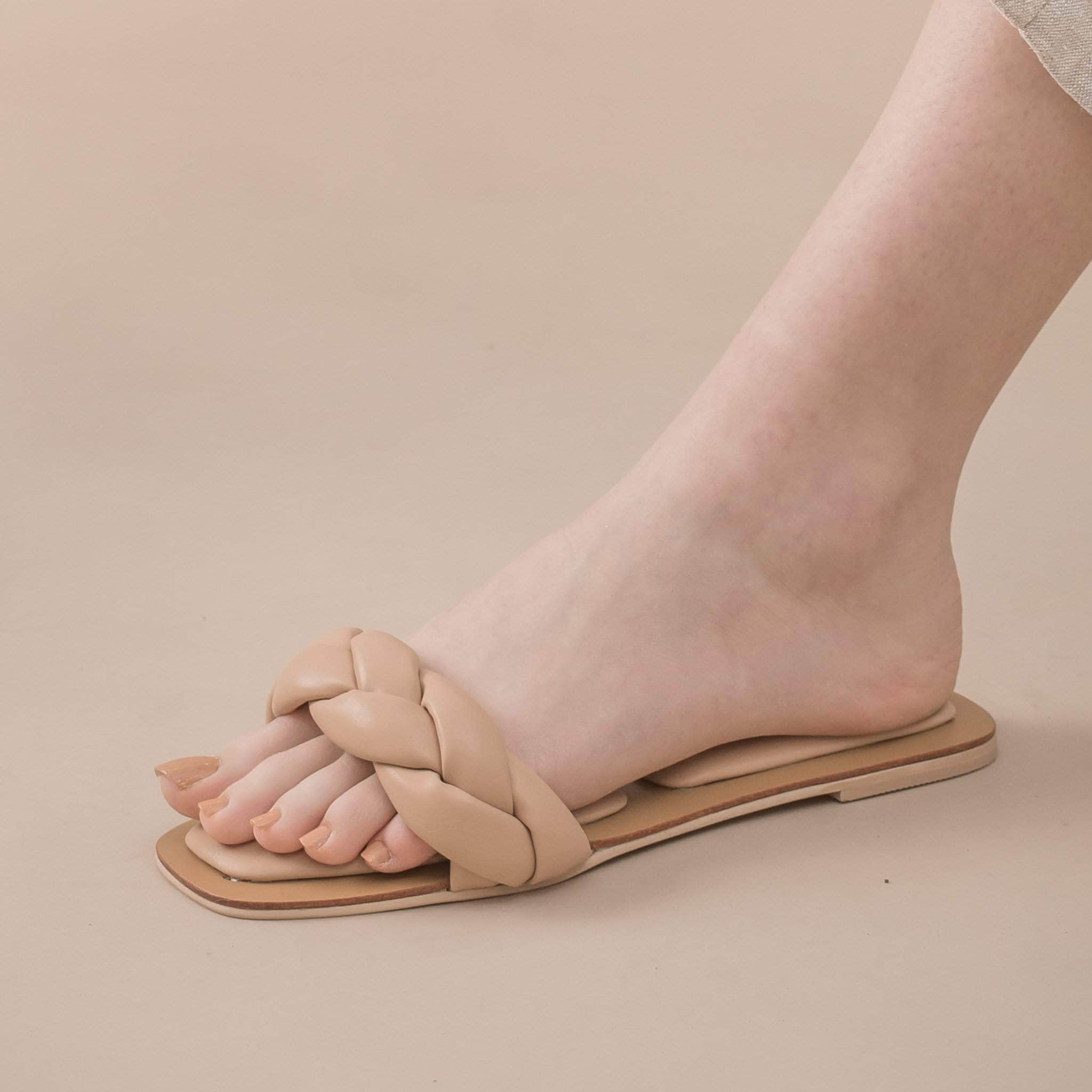 Yumi | Women's Shoes | Beach and Events Sandals